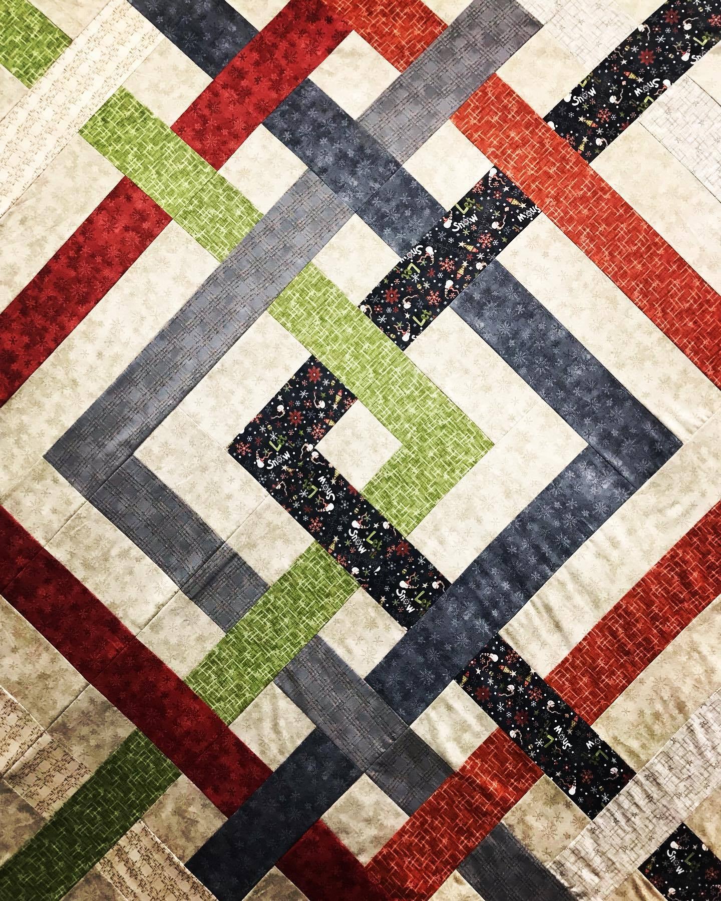 The Eliza Quilt in Let it Snow flannel | Sew That!